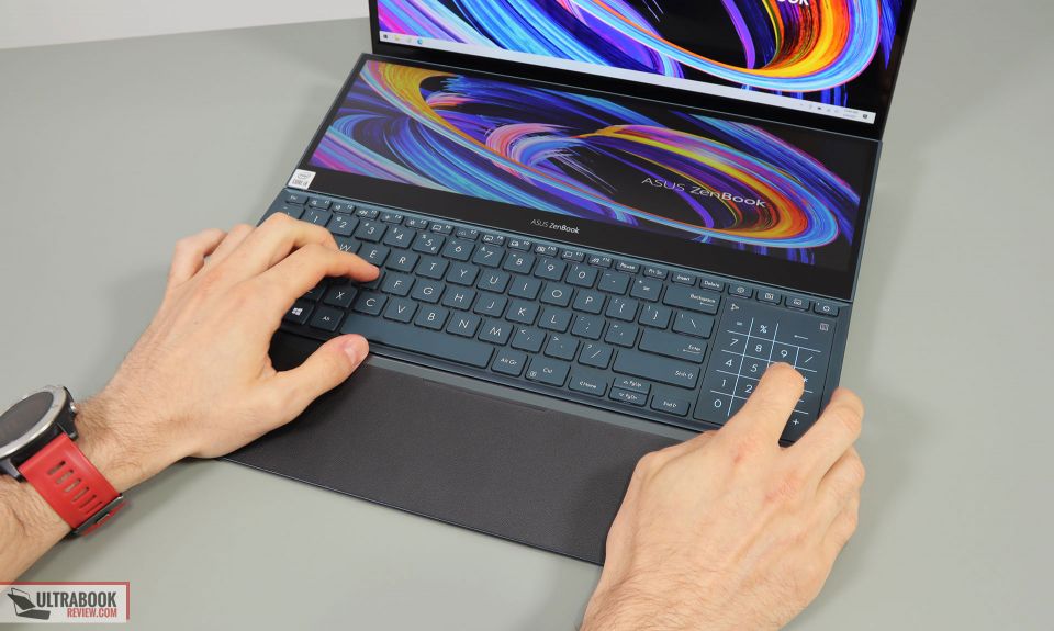 Asus ZenBook Pro Duo 15 OLED review (UX582LR - Core i9, RTX 3070, dual ...