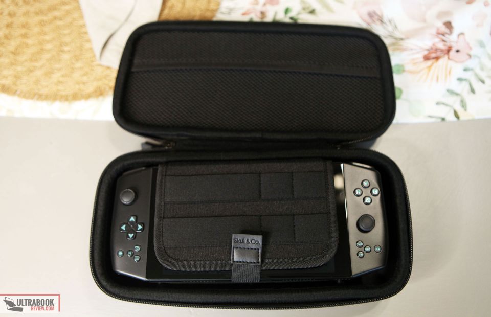 Aya Neo review - AMD Ryzen handheld gaming device