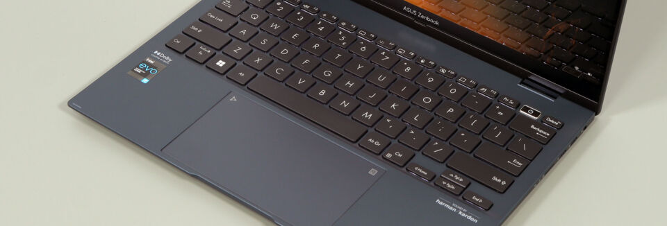 What is an ultrabook in 2025? Ultrabook definition and specifications