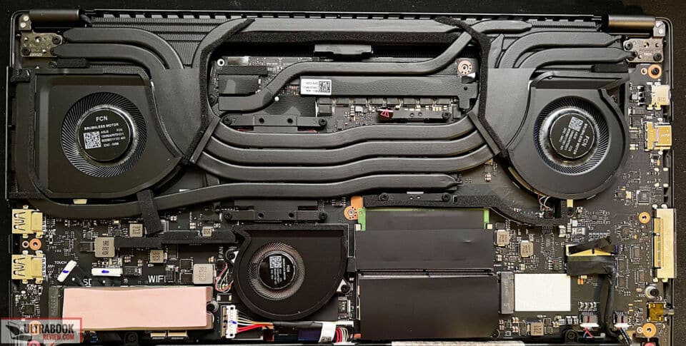 Razer Blade 16 vs Asus ROG Flow X16 comparison