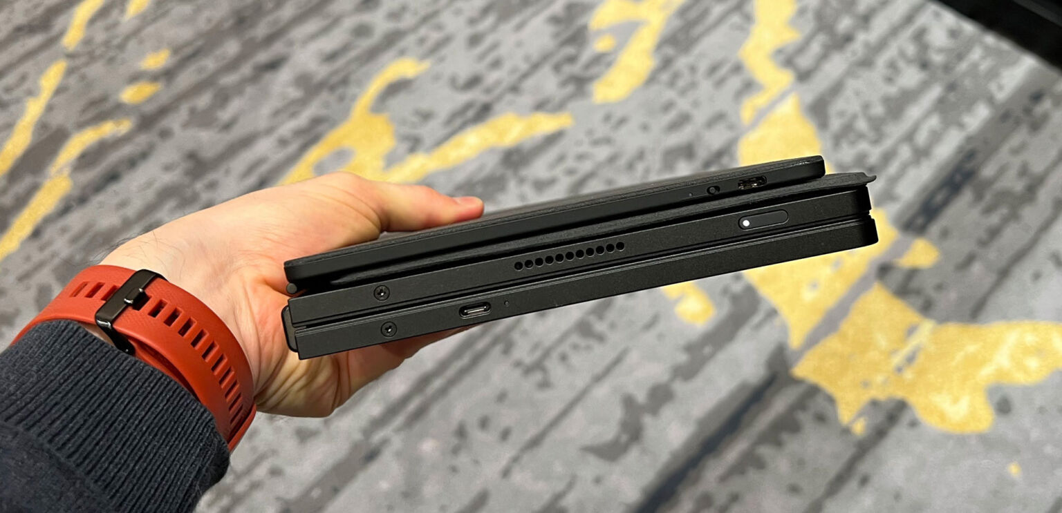 Lenovo ThinkPad X1 Fold Gen 2 detailed impressions - 16-inch foldable ...