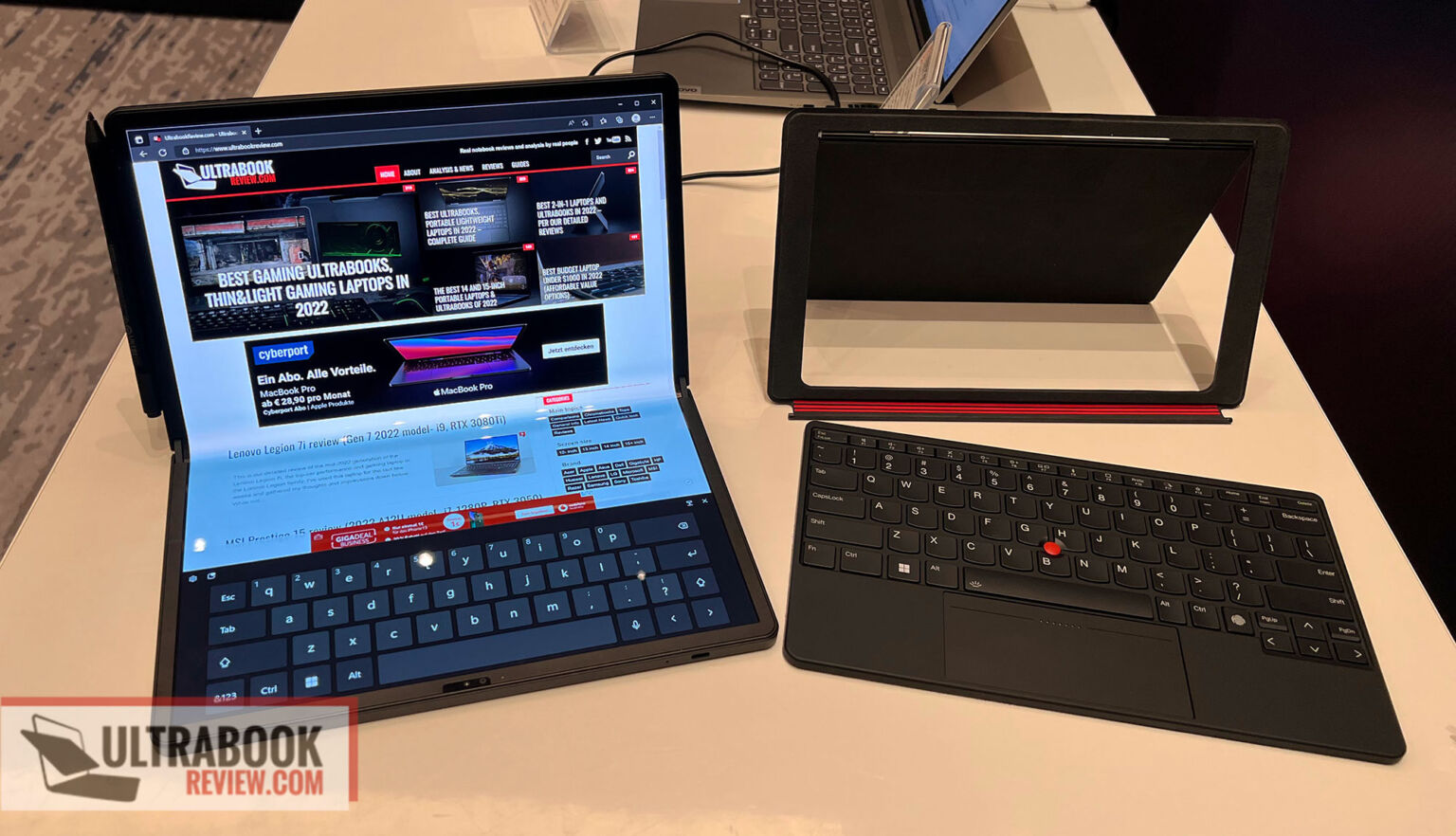 Lenovo ThinkPad X1 Fold Gen 2 detailed impressions - 16-inch foldable ...