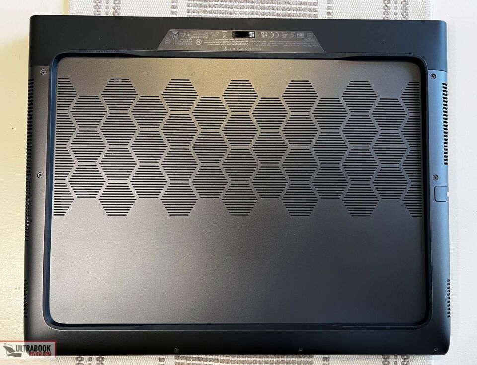 Alienware m16 review (m16 R1 model - i9, RTX 4080)