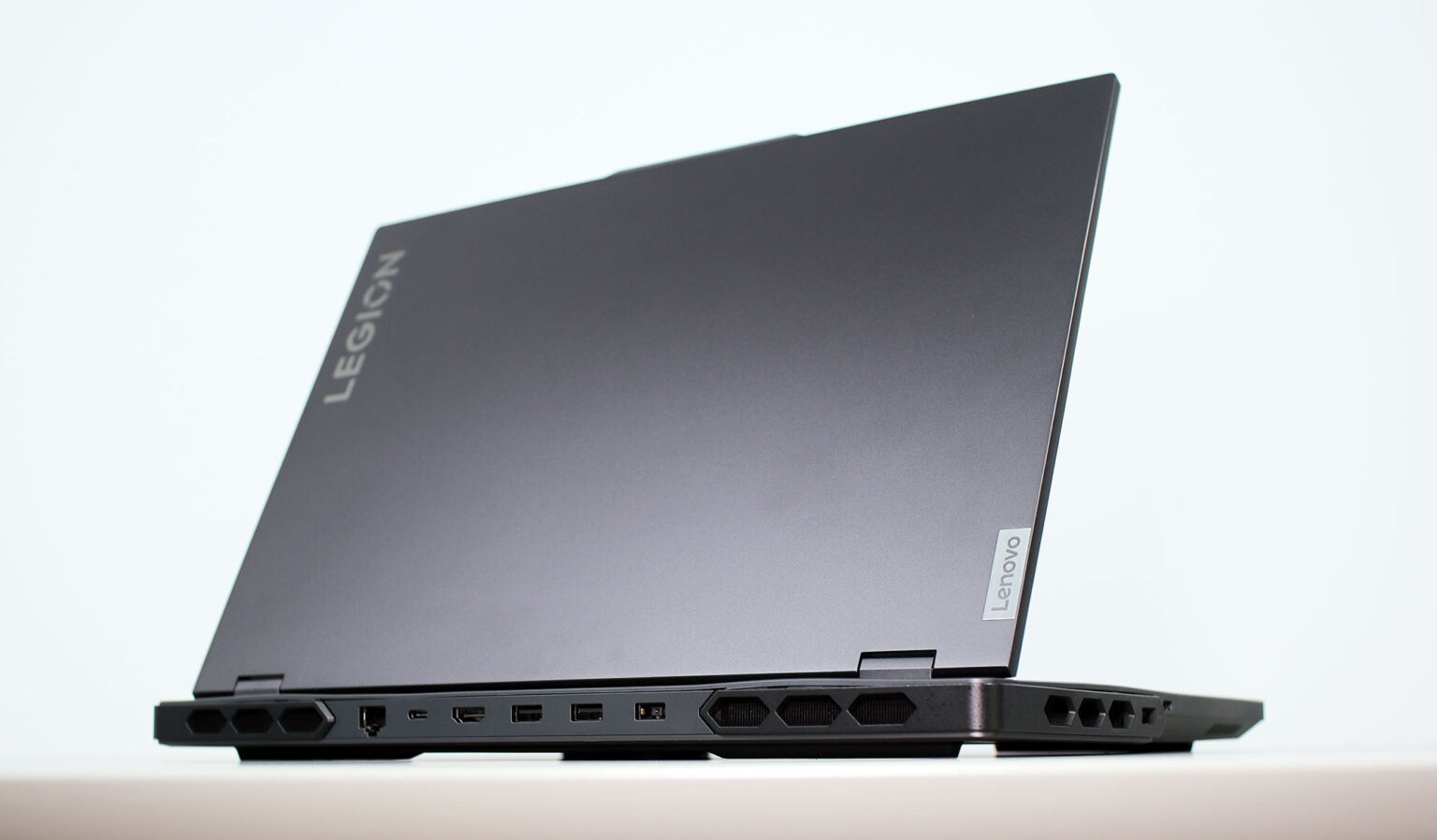 Lenovo Legion Pro 7i review (gen 8 - Core i9, RTX 4080)