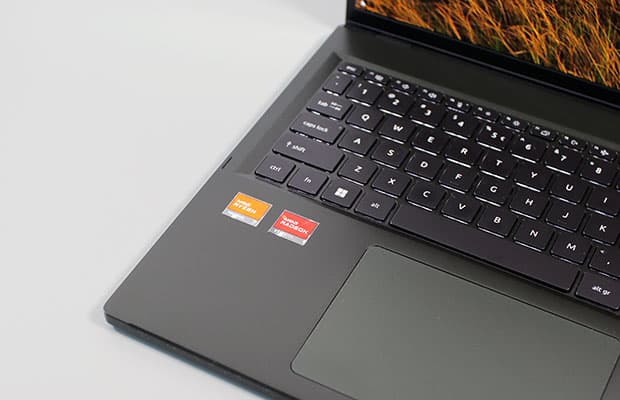 AMD Radeon 780M benchmarks and review (RDNA3 iGPU), vs. Radeon 680M ...