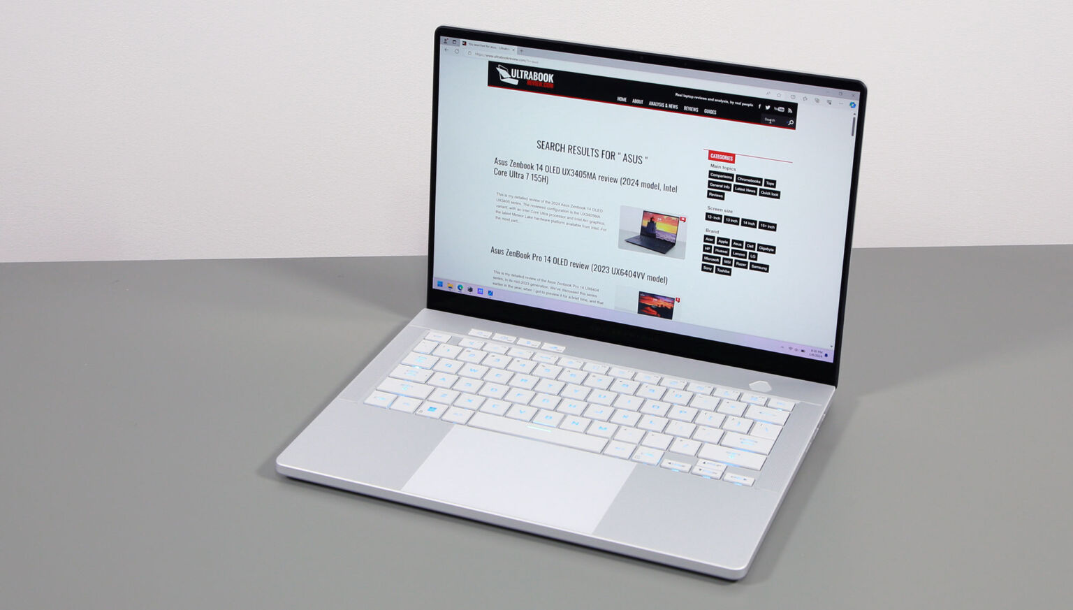 Asus ROG Zephyrus G14 GA403 series - impressions (AMD Ryzen 9 8945HS, OLED)