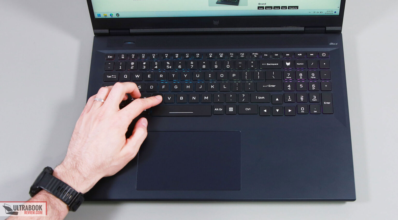 Acer Predator Helios Neo 18 review (PHN18-71 model, RTX 4070)