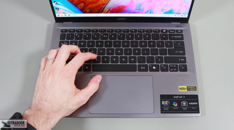 Acer Swift Go 14 review (SFG14-53 model, AMD Ryzen 7 8845HS)