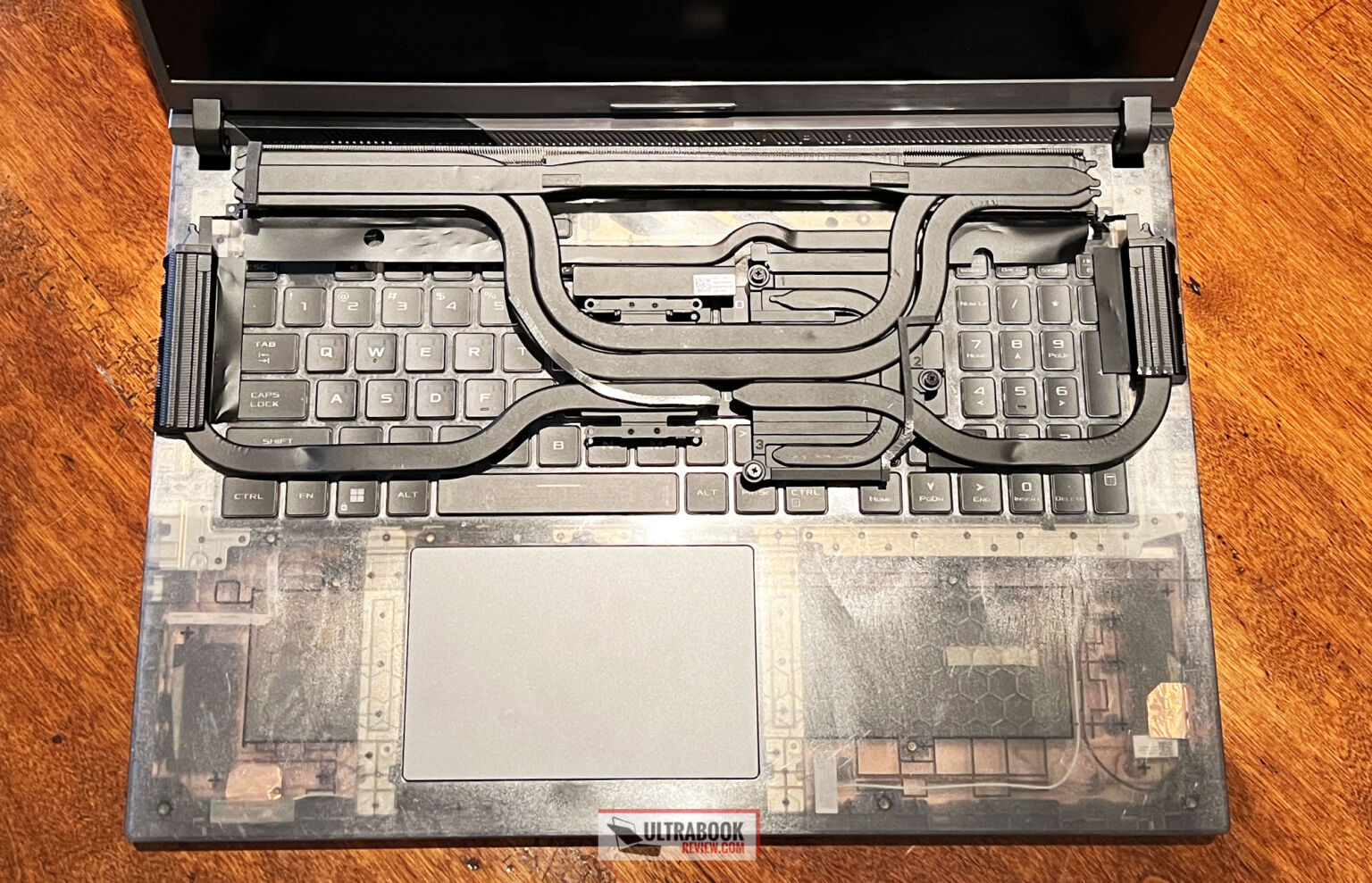 Asus ROG Strix SCAR 16 G634, Scar 18 G834 – Raptor Lake & RTX 4090